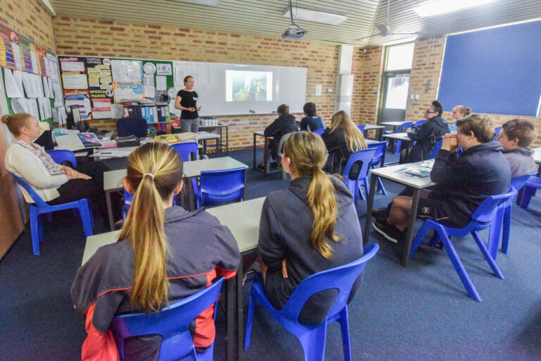 WiTWA techtrails visits Ocean Reef SHS & Belridge Secondary College ...
